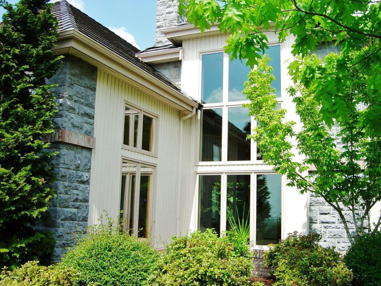 Mastering Elegance: The Allure of Custom Wood Windows in Chicago, IL